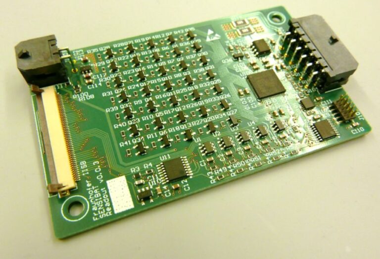 Prototype circuit to read-out a cell-integrated 5x7 temperature and ...